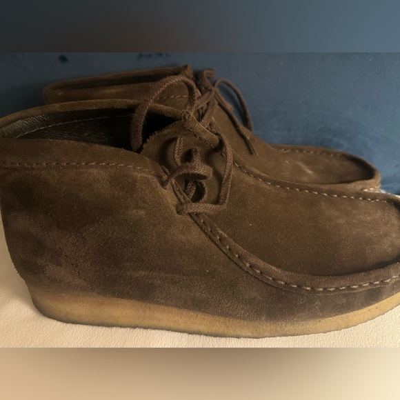 Clarks | Shoes | Clarks Mens Wallabees Dark Brown Chukka Boots 5 | Poshmark